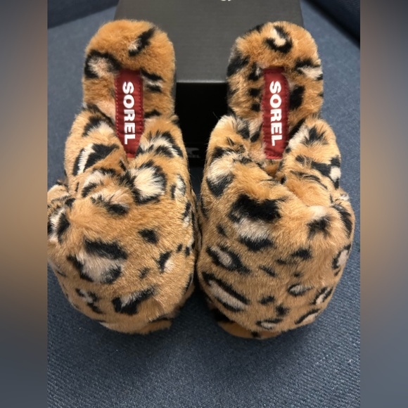 Sorel | Shoes | New Sorel Gomail Run Animal Print Slippers | Poshmark